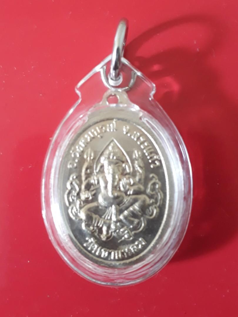 Lp kalong rian with phra pikanet( ganesha), Hobbies & Toys, Memorabilia ...