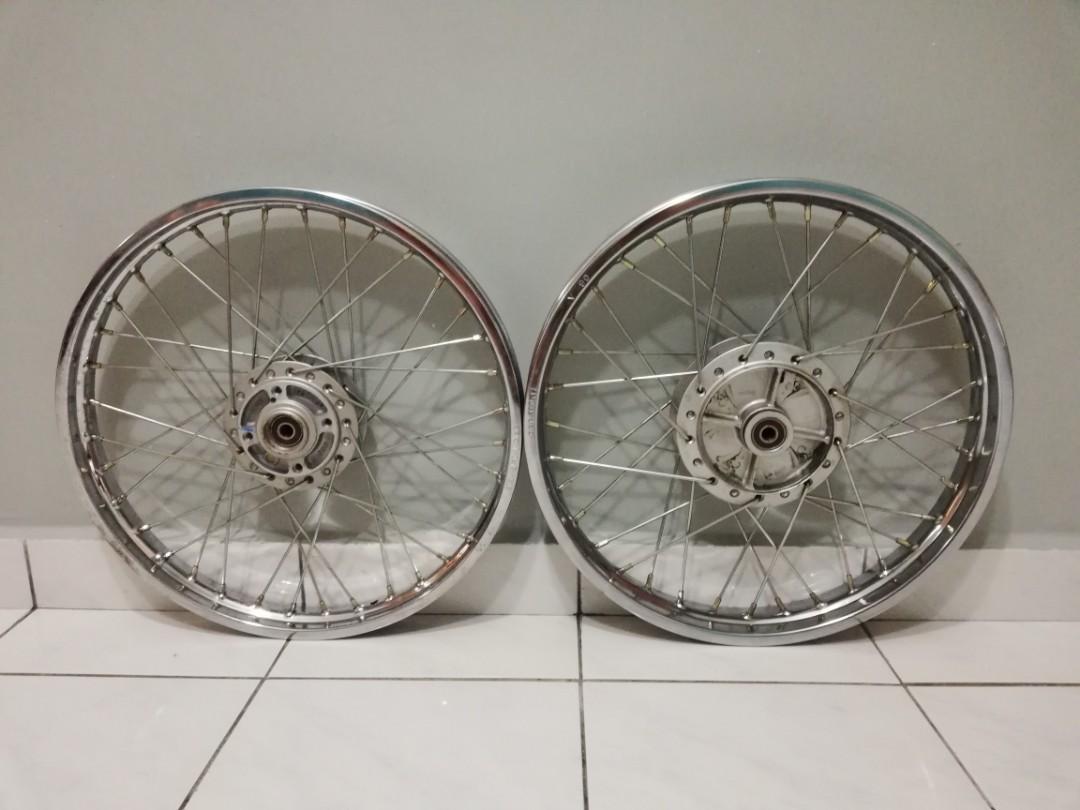 Original rim honda wave 125 set, Auto Accessories on Carousell