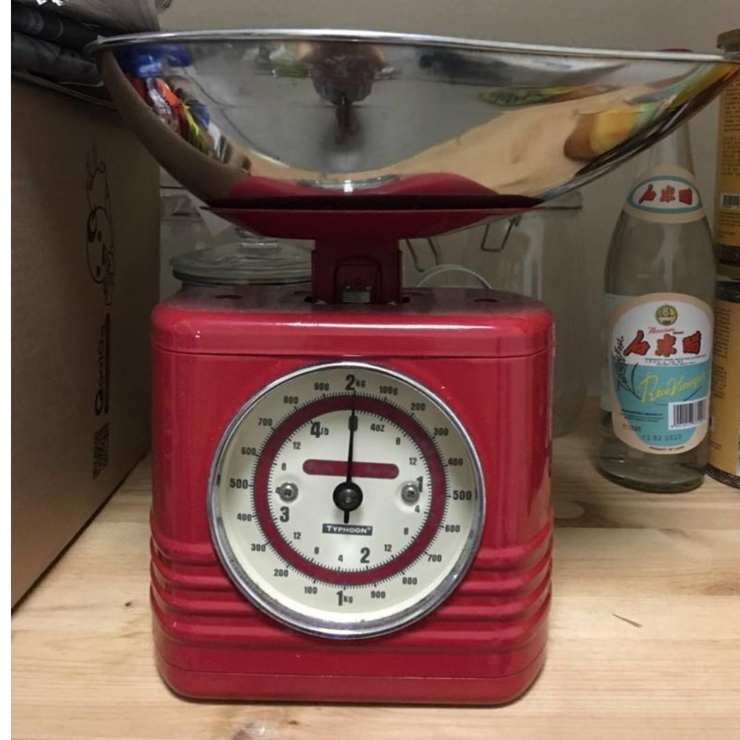Retro kitchen weighing scale, Furniture & Home Living, Kitchenware ...