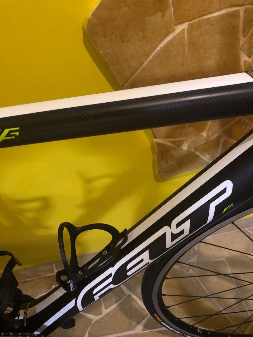Felt F5 full carbon roadbike, Sports Equipment, Bicycles & Parts, Bicycles on Carousell