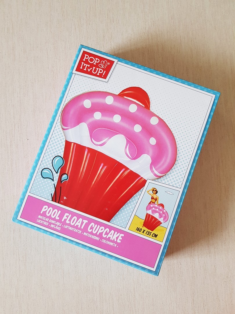 Giant Cupcake Float, Everything Else on Carousell