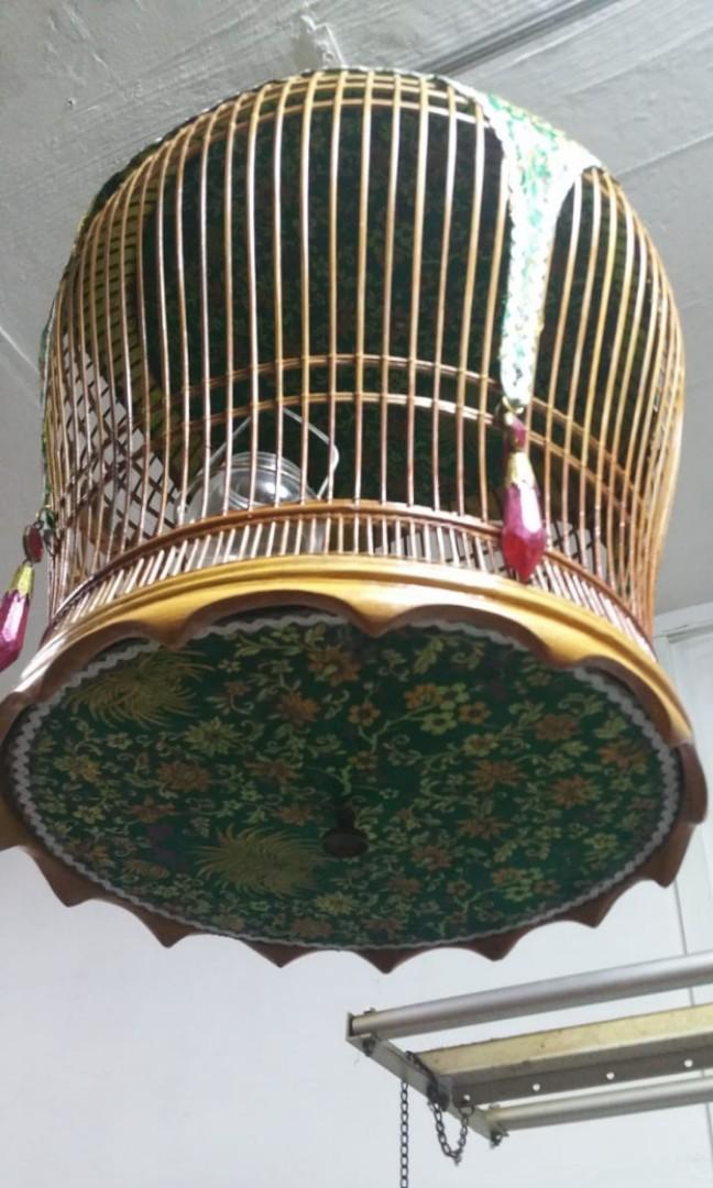 Merbok Bird Cage, Pet Supplies, Homes & Other Pet Accessories on Carousell