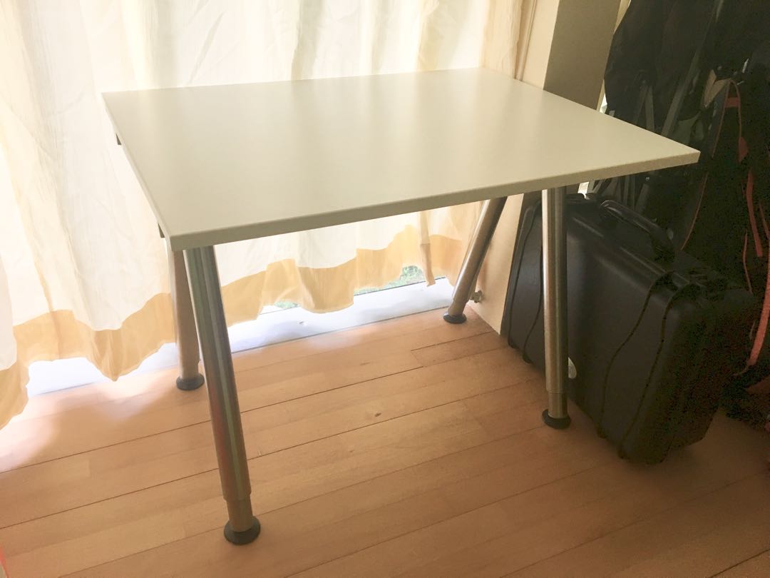 Study Table - height can be adjusted, Furniture, Tables & Chairs on ...