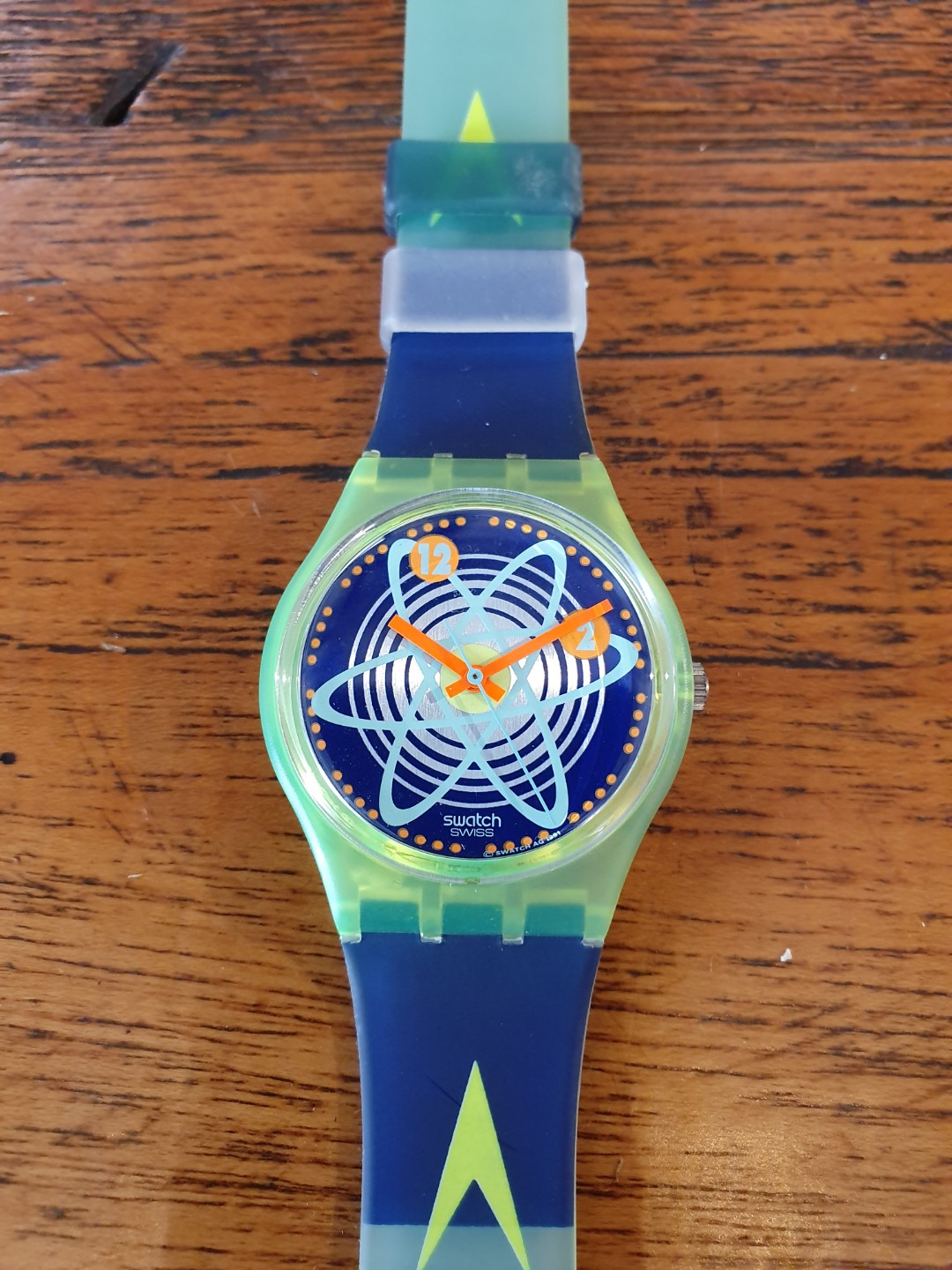 Swatch vintage collectible GJ107 WAVE REBEL, Men's Fashion, Watches on ...