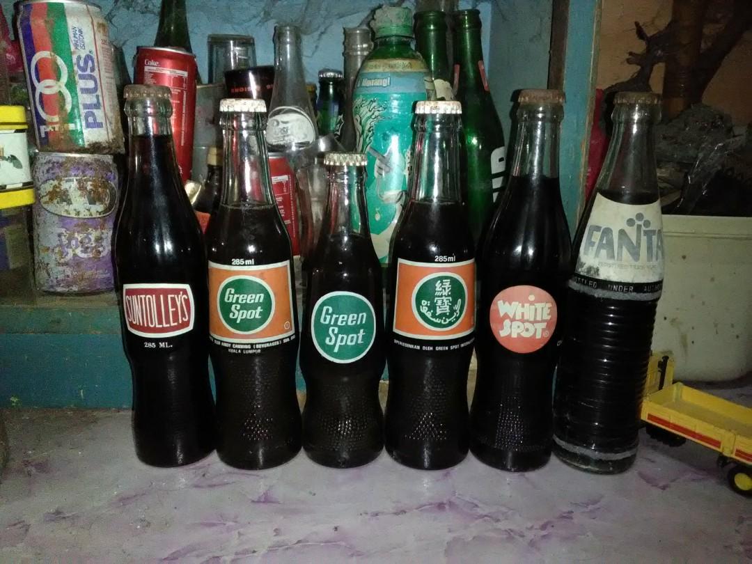 Botol minuman lama, Hobbies & Toys, Collectibles & Memorabilia, Vintage ...