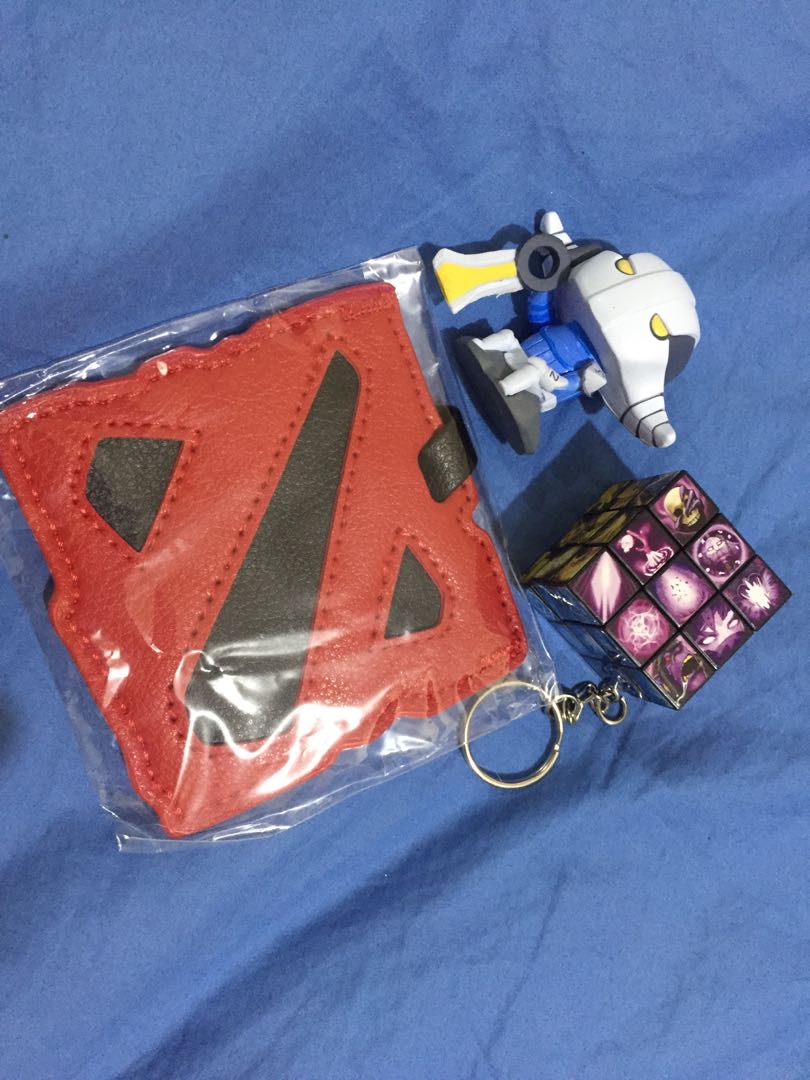 DOTA 2 Official Valve Merchandise Bundle, Video Gaming, Gaming ...