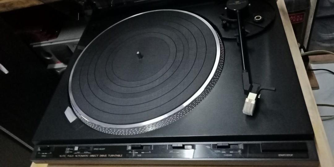 JVC AL-F3 Direct Drive Tirntable, Audio, Other Audio Equipment on Carousell