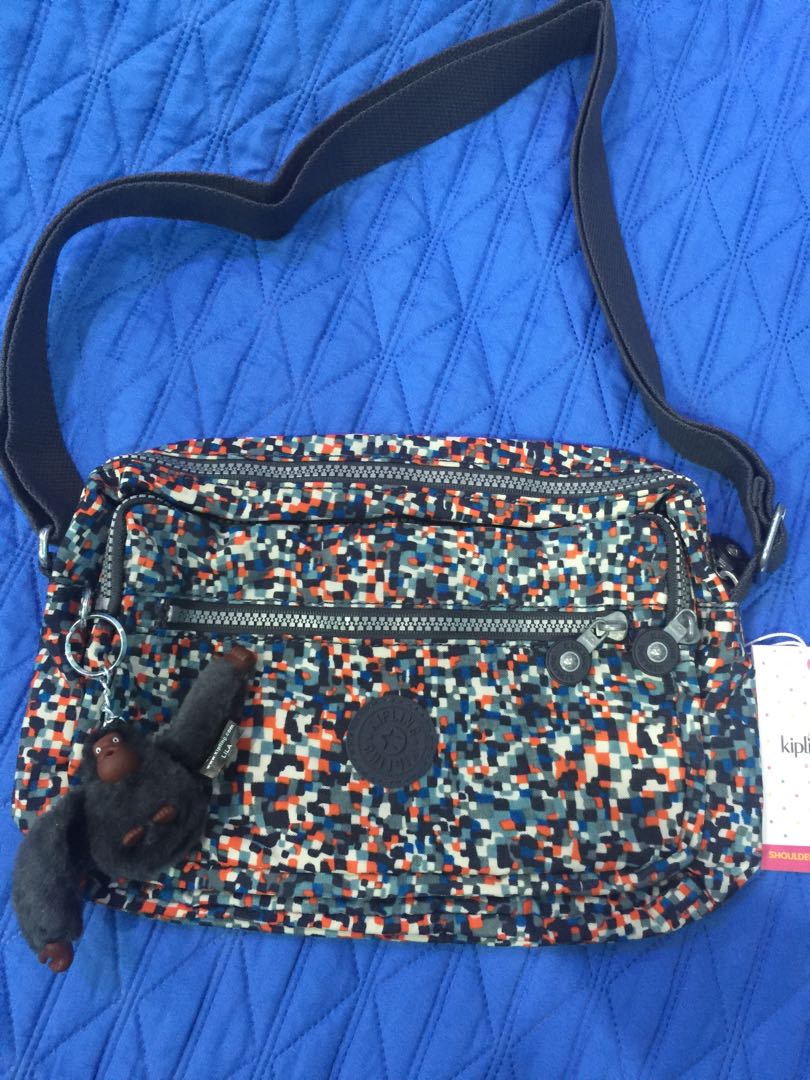 Original Kipling Deena Pixel Check Pr on Carousell