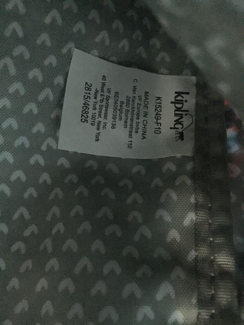 Original Kipling Deena Pixel Check Pr on Carousell