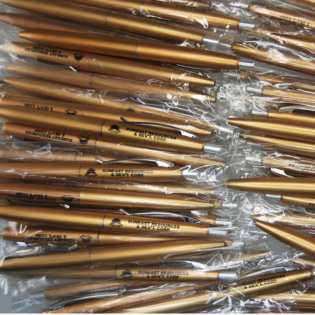 Ballpen Printing Available in Different Pen designs, colors and Models ...