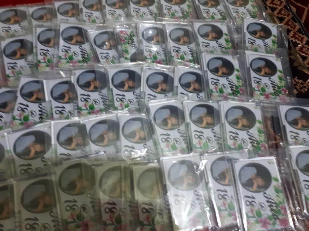 Acrylic Ref Magnet, Hobbies & Toys, Stationary & Craft, Craft Supplies ...