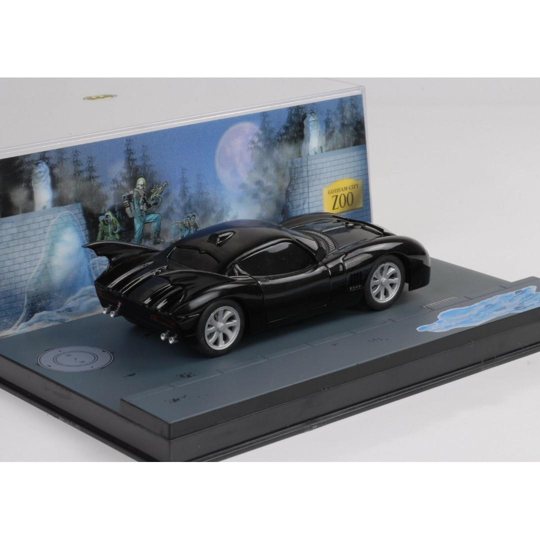 Batmobile from Batman #575 from Altaya France scale 1/43, Hobbies ...