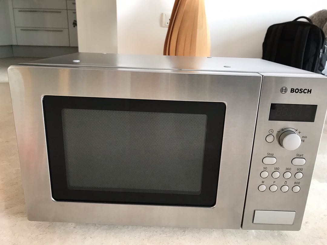 Bosch Free-Standing Microwave, Home Appliances, Kitchenware on Carousell