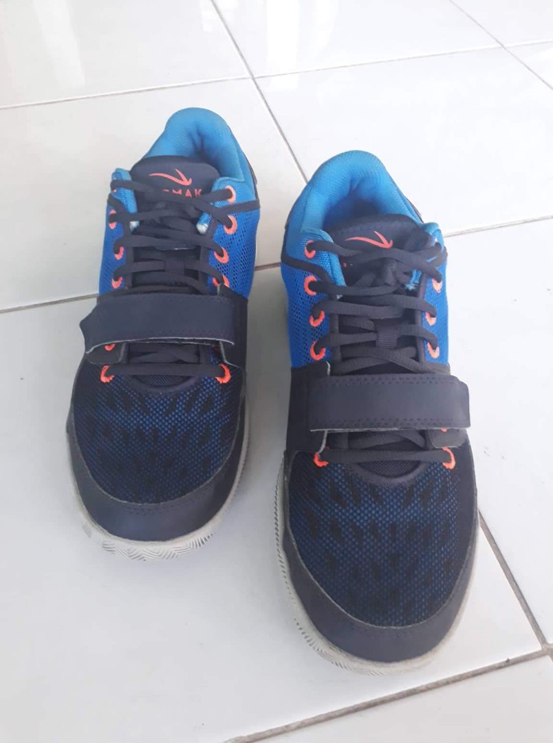 Decathon, Men's Fashion, Footwear, Sneakers on Carousell