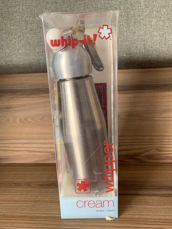 Espuma bottle 0.5 liter, Furniture & Home Living, Kitchenware ...