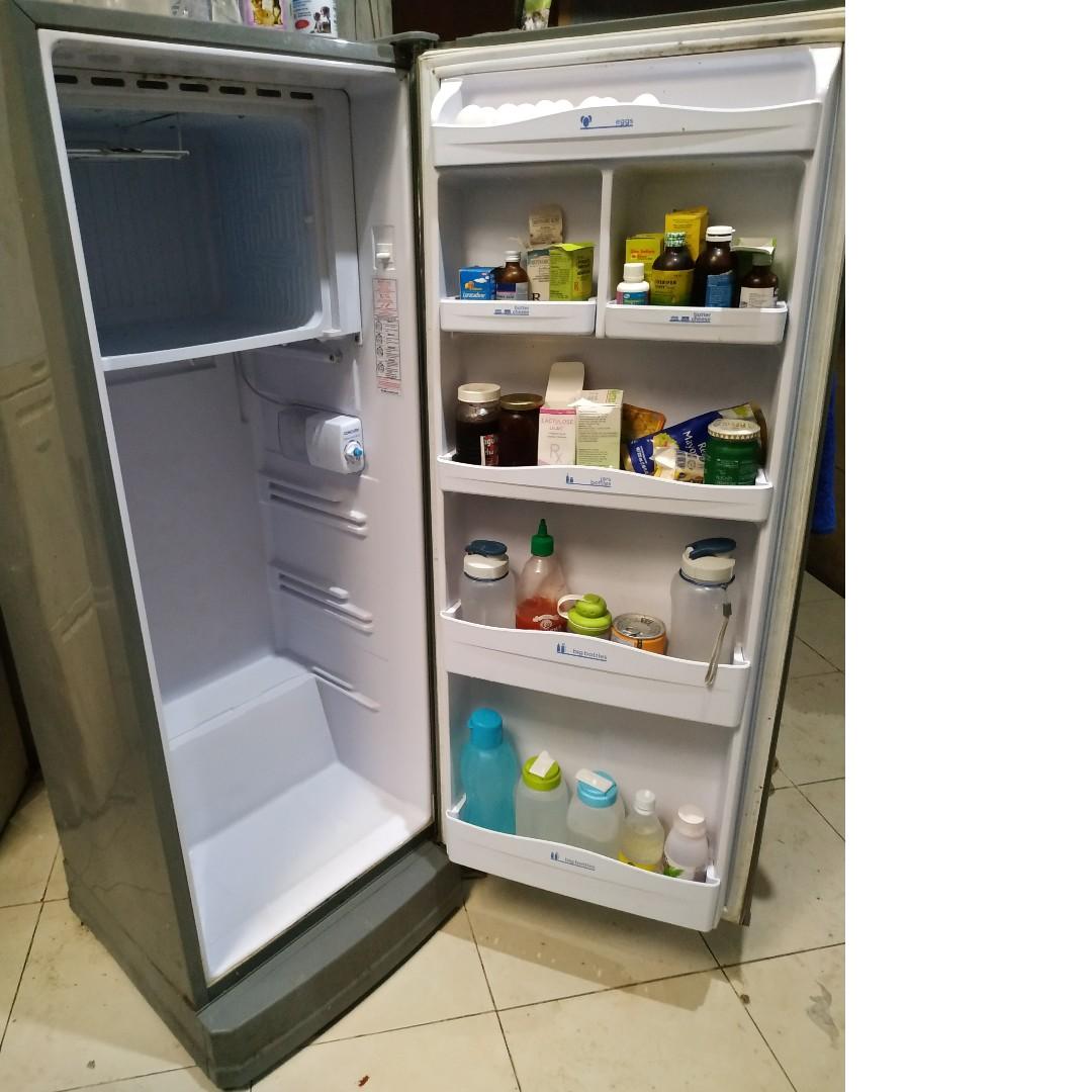 7.8 cu ft Condura Ref, TV & Home Appliances, Kitchen Appliances ...