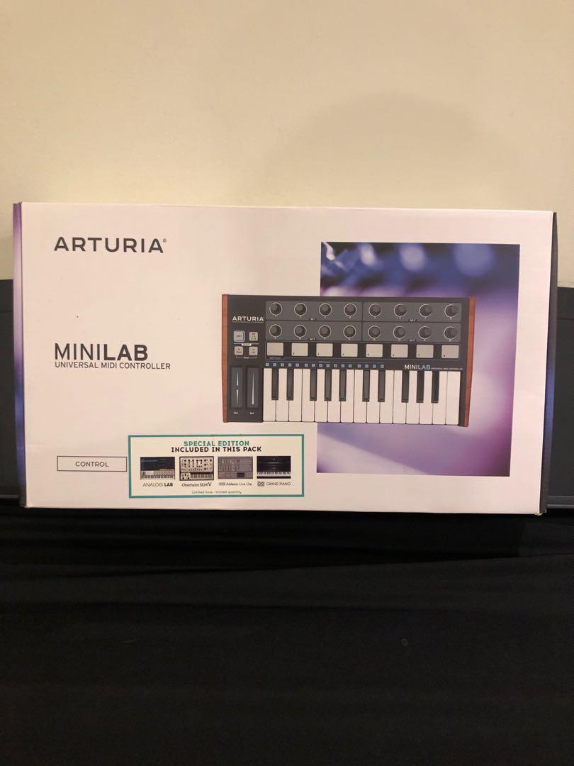 Arturia 25 keys Minilab USB Mini Keyboard Controller Black Edition ...