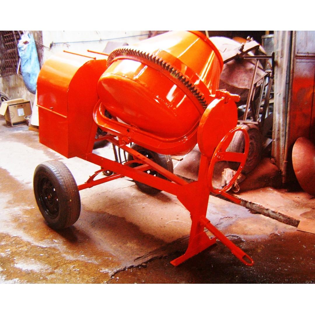 Premium Concrete Mixer 1-Bagger with Engine, Commercial & Industrial ...