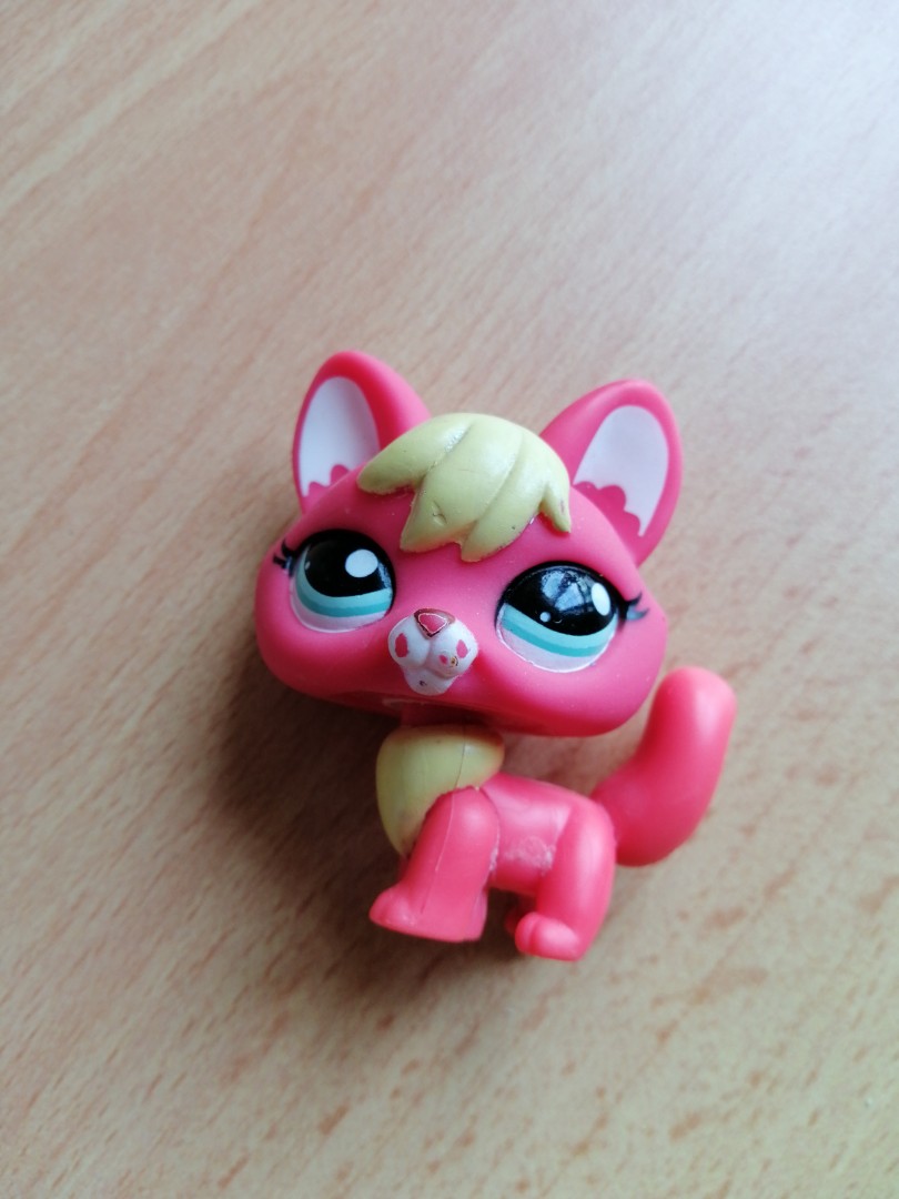 LPS Fox (RARE), Hobbies & Toys, Toys & Games on Carousell