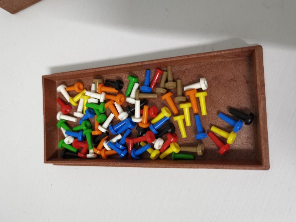 Singapore Airline: Limited Edition Mini Master Mind Game Set, Hobbies ...