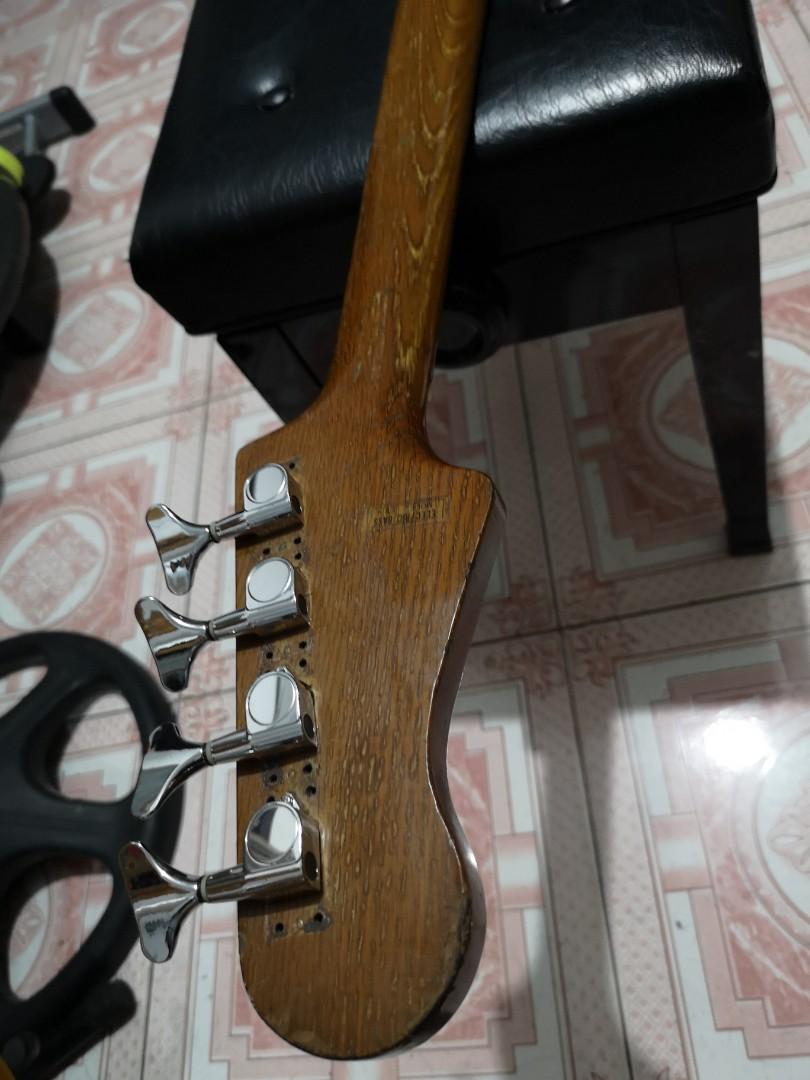 Vintage Guyatone eb4 bass japan, Hobbies & Toys, Music & Media, CDs ...