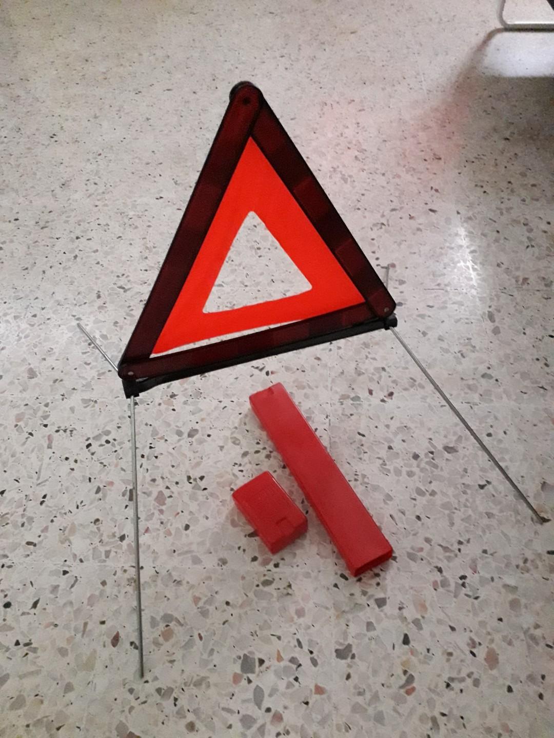 Warning Triangle, Auto Accessories on Carousell