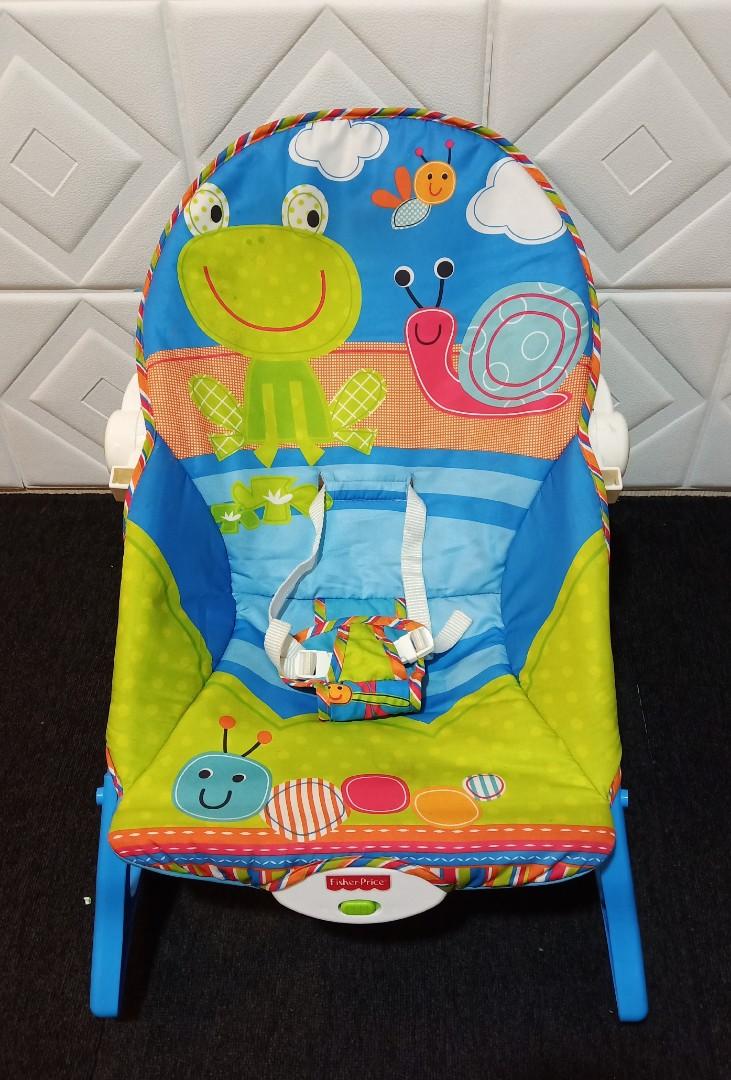Baby Rocker (Fisher-Price), Babies & Kids, Going Out, Carriers & Slings ...