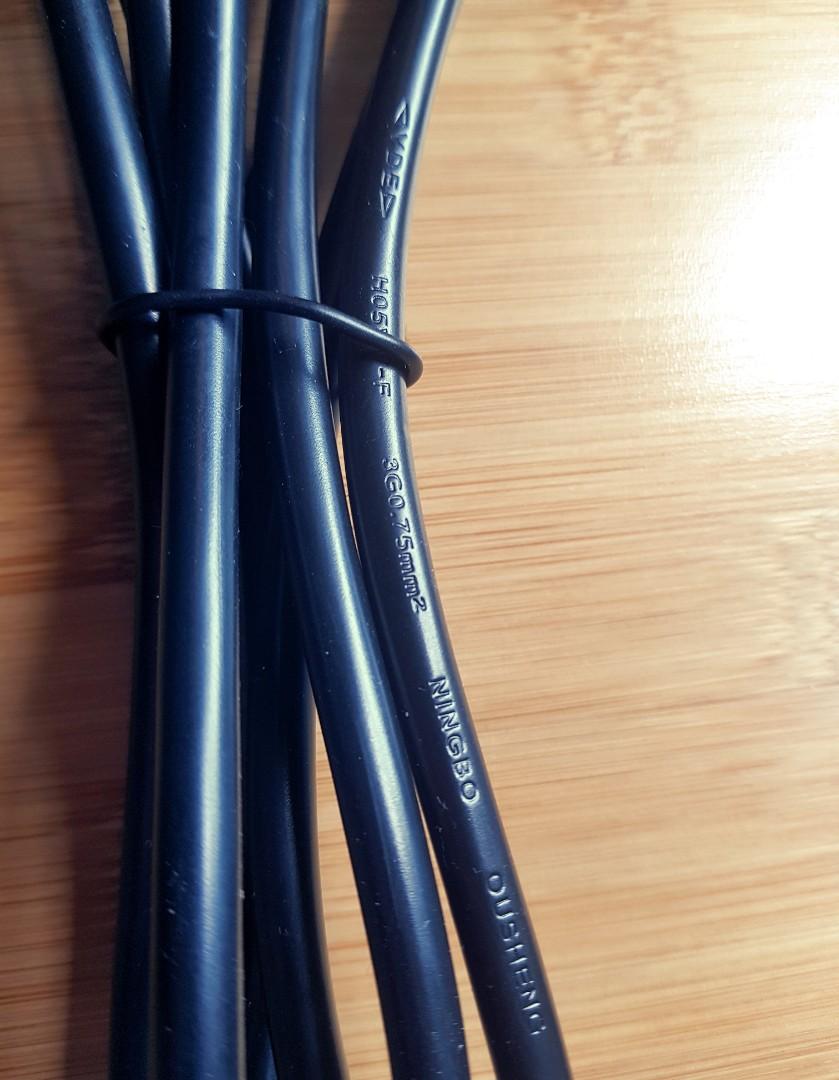 EU/UK 3-pin cable, Computers & Tech, Parts & Accessories, Cables ...