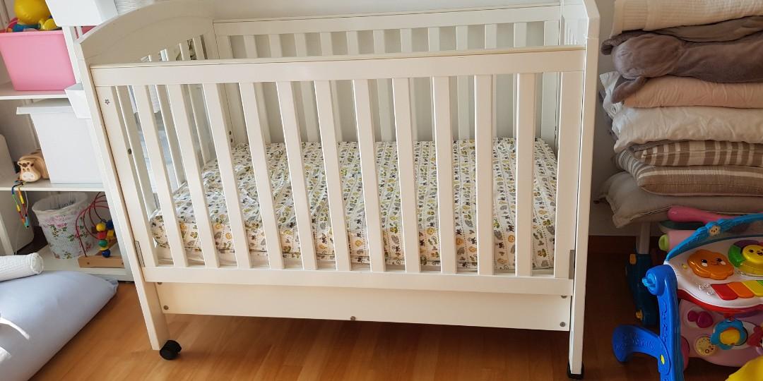 Grotime Classic White Cot with Drawer, Babies & Kids, Baby Nursery ...