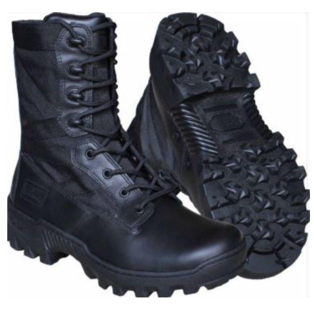 Magnum boots, Men's Fashion, Footwear, Boots on Carousell