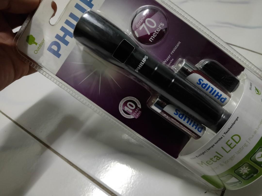 Metal Led Philips Torchlight, Sports Equipment, Exercise & Fitness ...