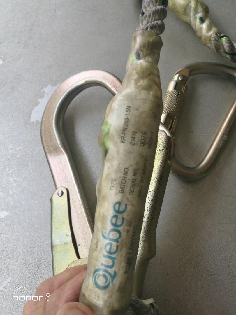 Safety harness quebee, Everything Else, Others on Carousell