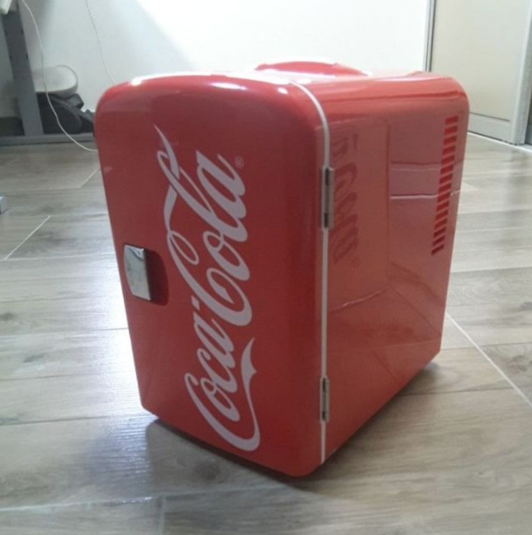 Coca cola Classic fridge (New in box), TV & Home Appliances, Kitchen ...