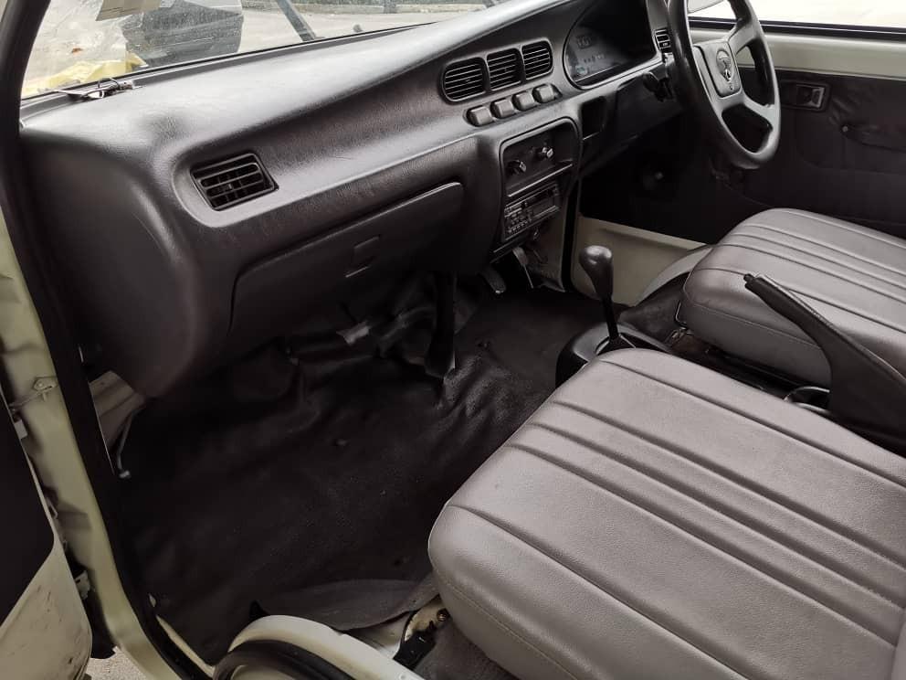 Daihatsu Hijet 1.3(M) Box Van, Cars, Cars for Sale on Carousell