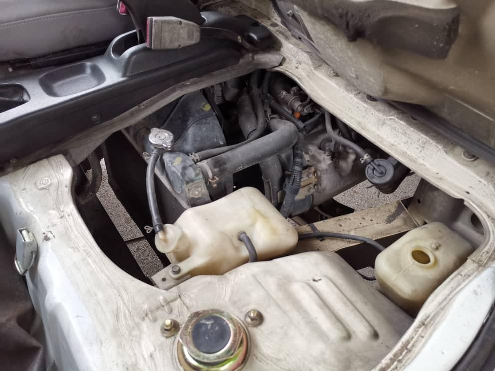 Daihatsu Hijet 1.3(M) Box Van, Cars, Cars for Sale on Carousell