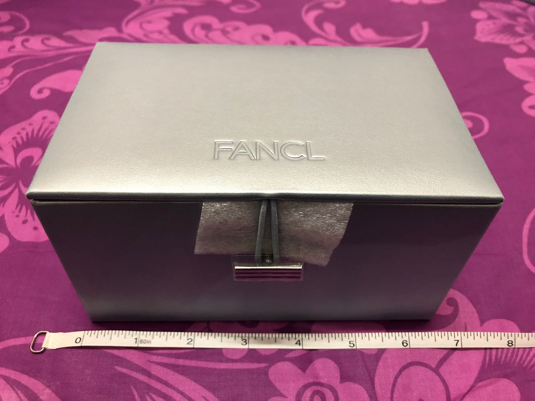 Fancl 限量版首飾盒, 女裝, 手袋及銀包, 長銀包 - Carousell