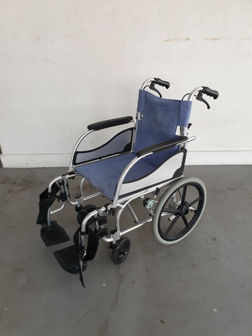 Lightweight Wheelchair, Health & Nutrition, Assistive & Rehabilatory ...