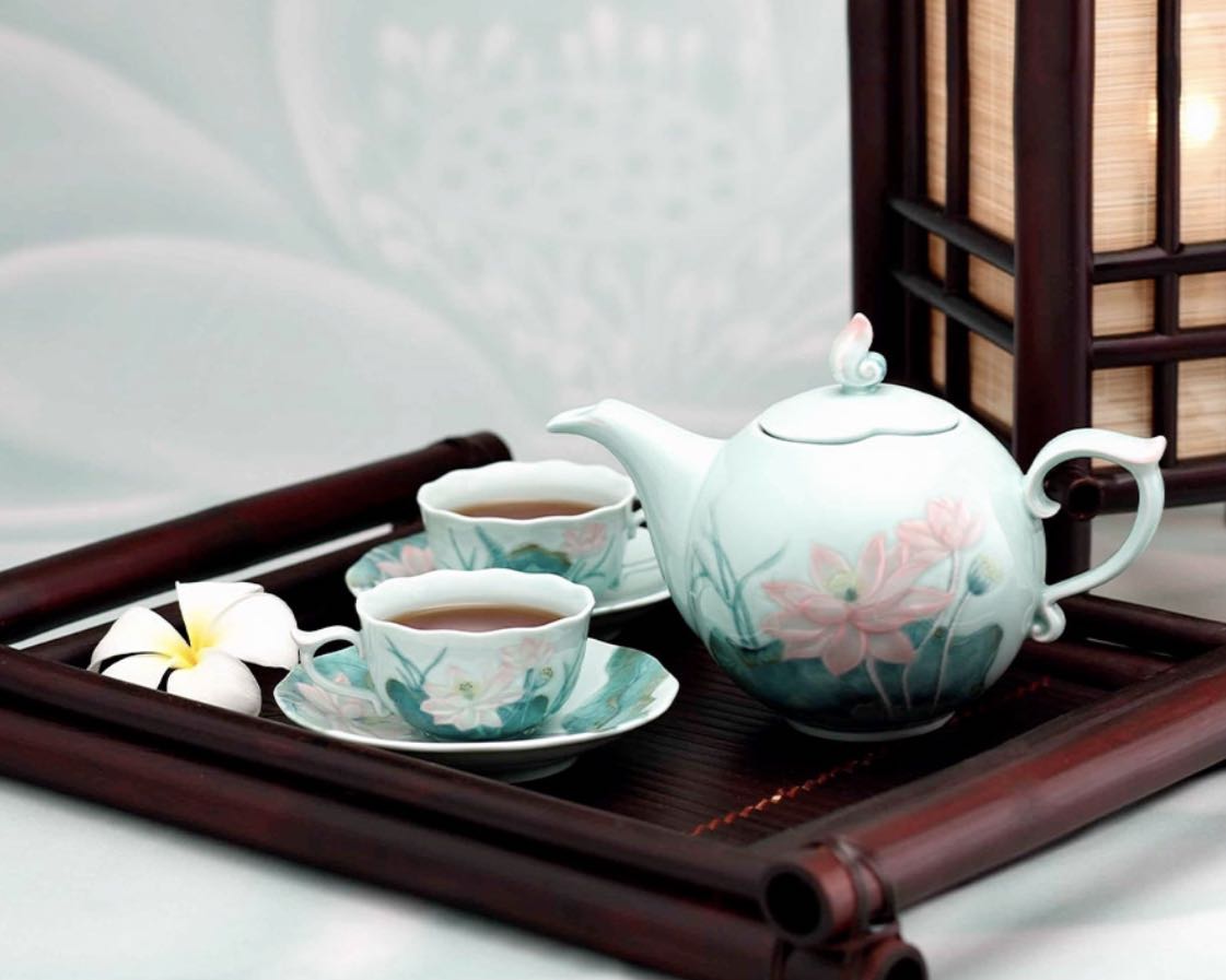 Minh Long Tea set 0.7 L - Lotus - Hand painted, Furniture & Home Living ...