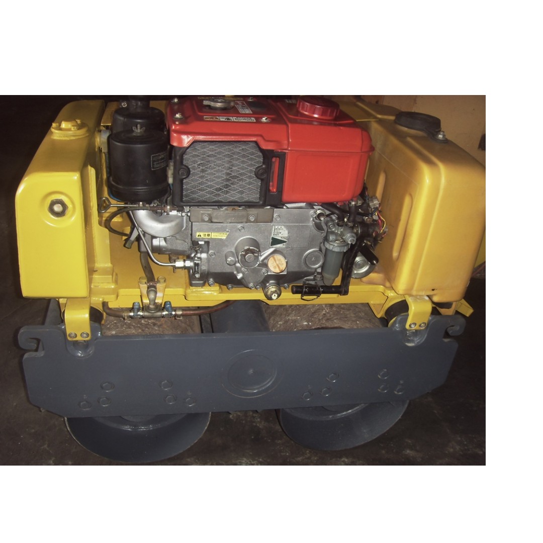 Sakai Walk Behind Road Roller Pison, Commercial & Industrial ...