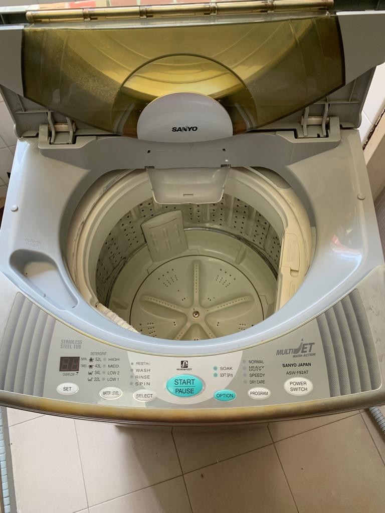 Sanyo Washing Machine model ASW-F92AT, TV & Home Appliances, Washing ...