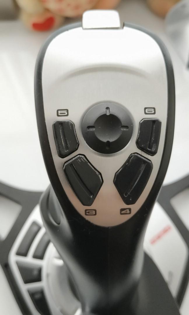 Used Logitech Freedom 2 4 Cordless Joystick Video Gaming Gaming