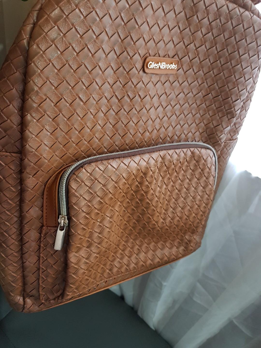Authentic Giles N Brooks Backpack, Women's Fashion, Bags & Wallets ...