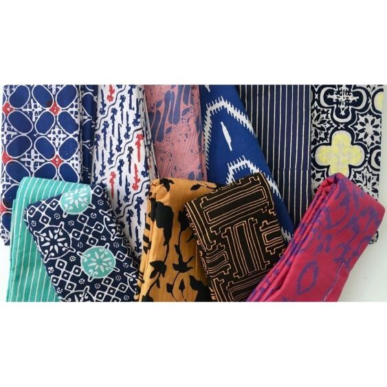 DESIGN DAN WARNA BARU! Batik Cotton (2 colour), Women's Fashion ...