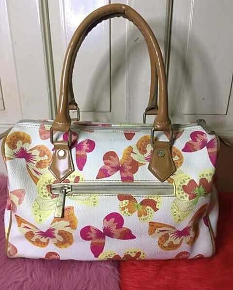 Dima borsa, Women's Fashion, Bags & Wallets, Beach Bags on Carousell