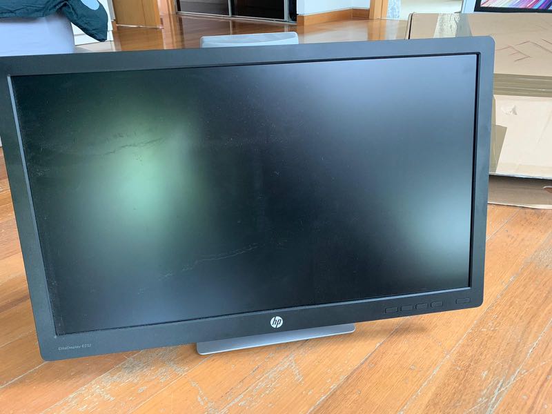 Flat computer screen HP, Computers & Tech, Parts & Accessories ...