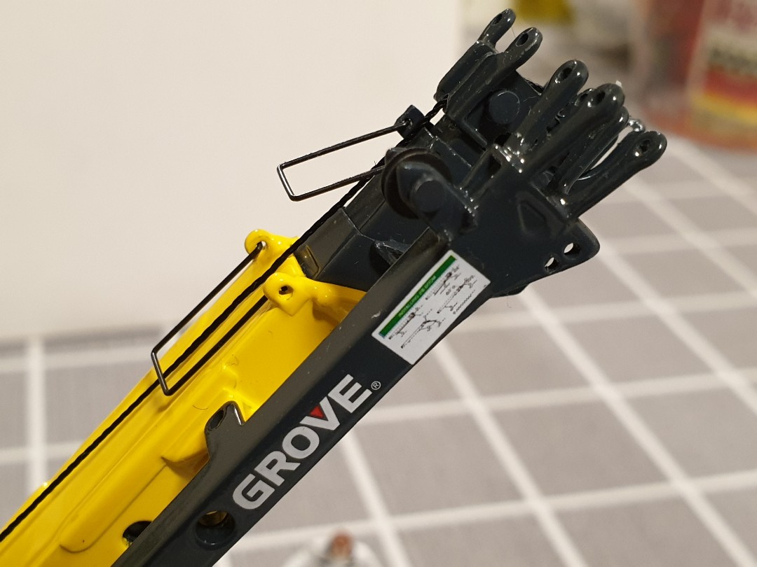 Grove crane YB5515 scale model, Sports Equipment, Exercise & Fitness ...