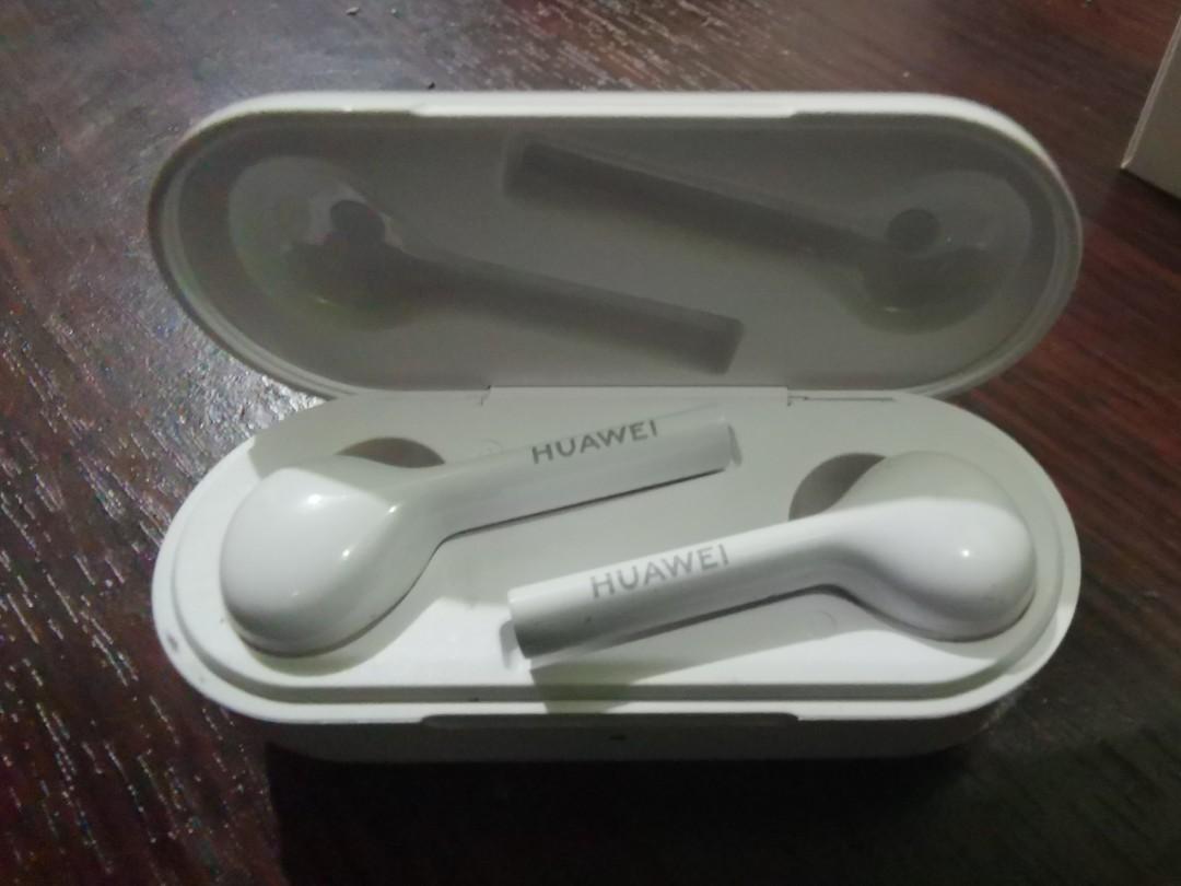 Huawei Wireless Headset, Audio, Earphones on Carousell