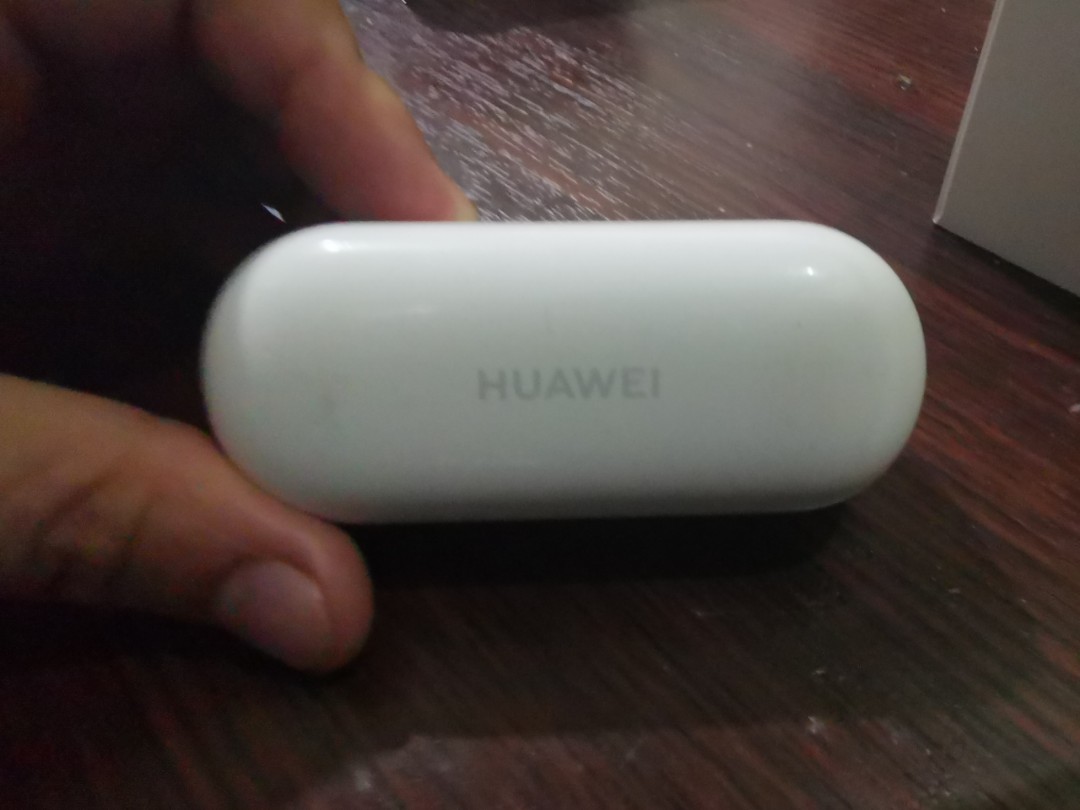 Huawei Wireless Headset, Audio, Earphones on Carousell