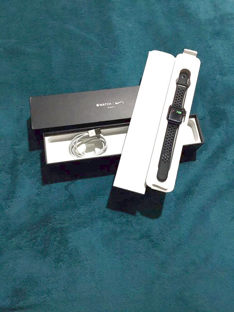 Apple Watch Series 3 (Nike Collab), Audio, Portable Audio Accessories ...