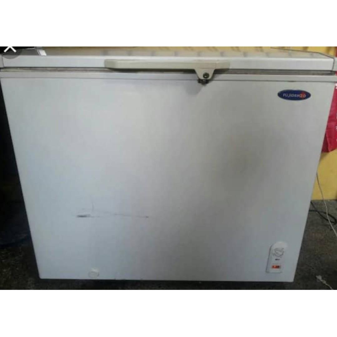 fujidenzo chest type freezer, TV & Home Appliances, Kitchen Appliances ...